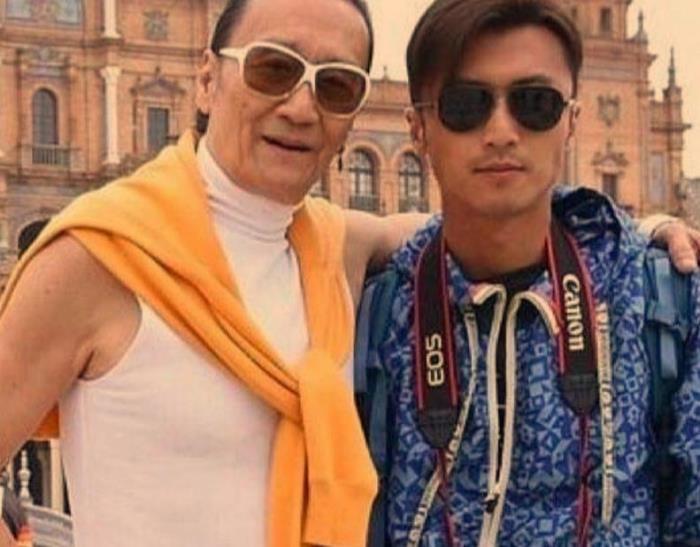 谢贤和coco（Coco曾选择和谢贤爷孙恋）_可可情感网